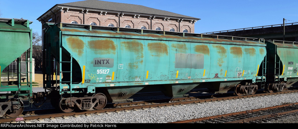 INTX 95127 X-AGPX 95127 Trinity 5161cf 3-gate covered hopper on CSX in Cartersville GA 3-05PM 01 ...